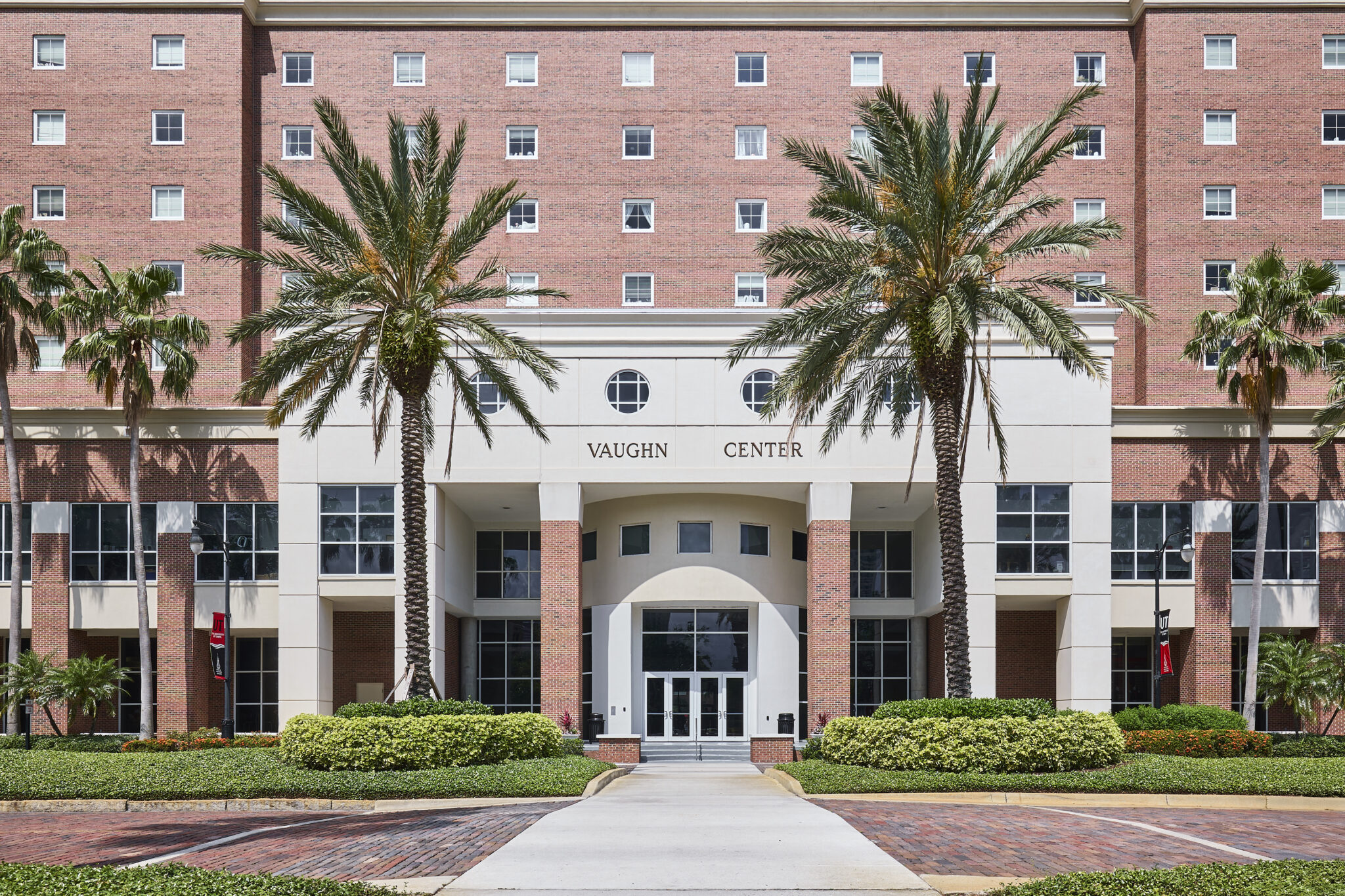 5 Signage Considerations for Modern Student Housing Developments ...